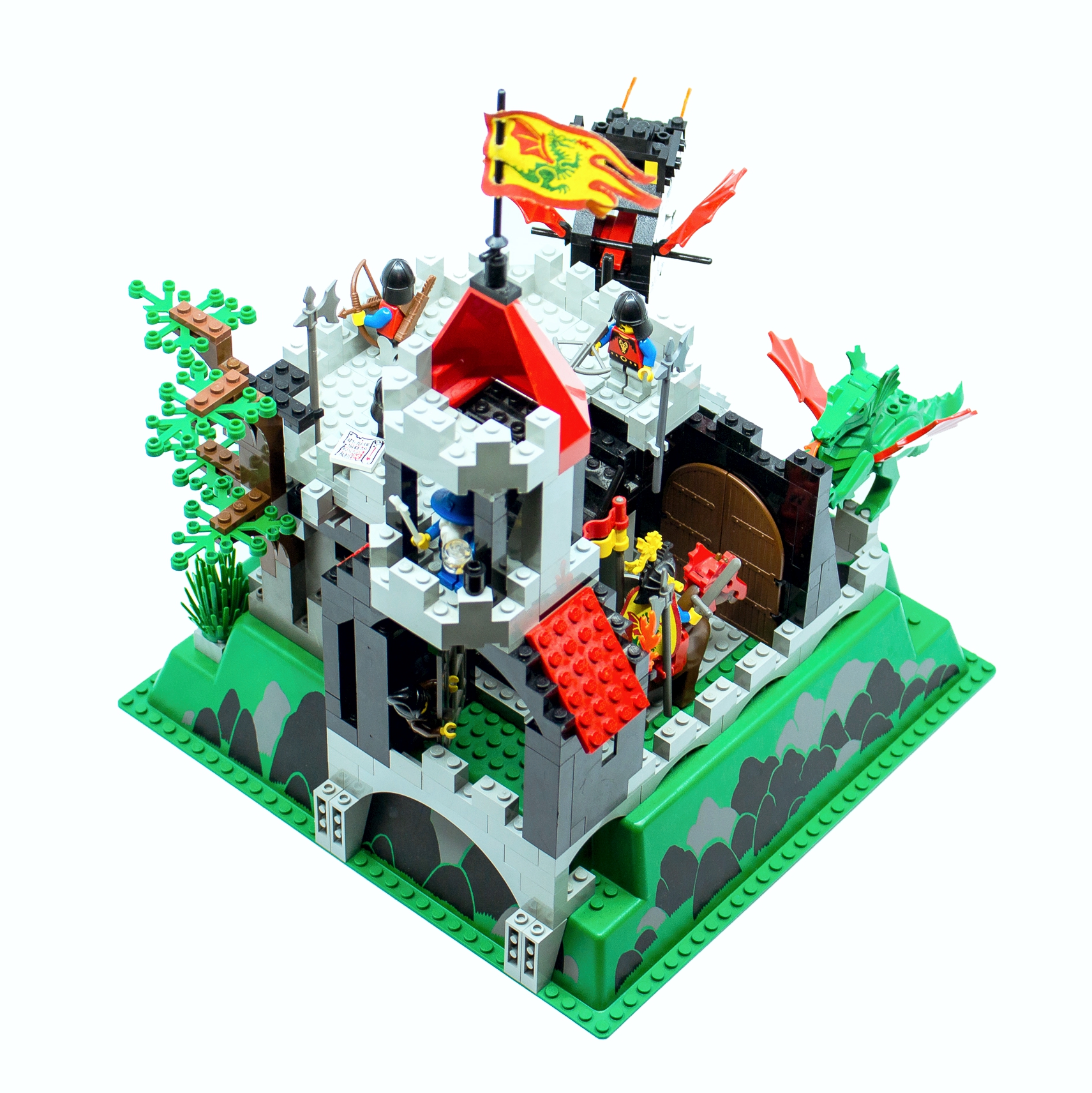 Lego Dragon Knights Fire Breathing Fortress Feuerspeiende Festung (6082 ...